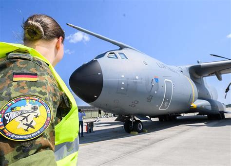 Nato Man Ver Air Defender Bringt Erkenntnisgewinn Und L Sst Muskeln Spielen