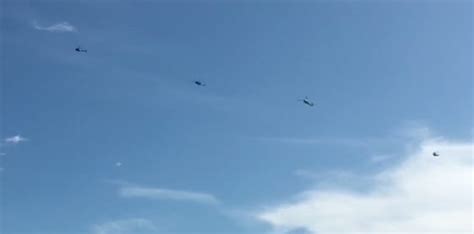 Vídeo Helicópteros intrigam moradores de Niterói