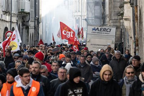 R Forme Des Retraites Pr S De Deux Millions De Manifestants Selon