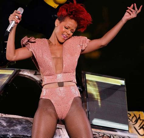 In Defense Of The Camel Toe