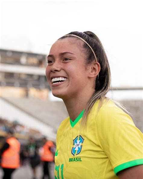 Futebol feminino atacante do RN é convocada como suplente para Olimpíadas