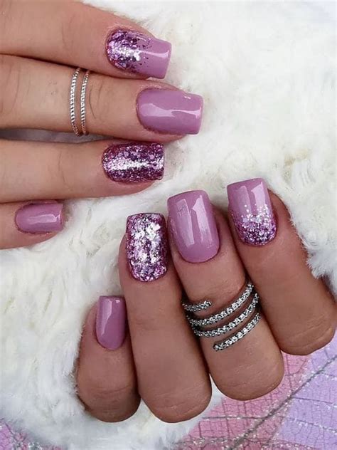 Mauve Short Nails With Glitter Mauve Nails Glitter Gel Nails Purple