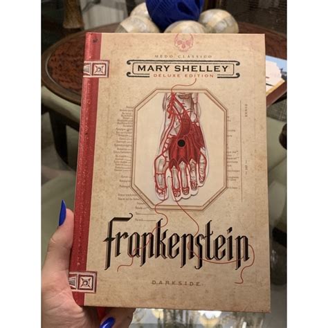 Livro Frankenstein Da Mary Shelley Capa Dura Darkside Deluxe Edition
