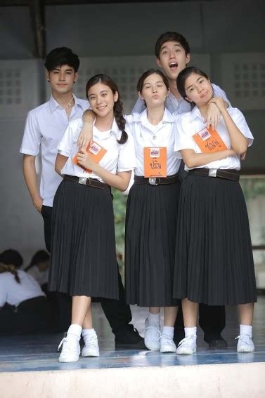 Khám phá nét đẹp trong đồng phục học sinh Thái Lan