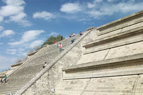 La pirámide con la base más grande del mundo está en México y todavía