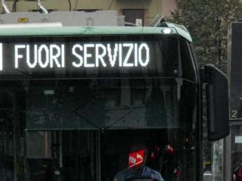 Trasporti 8 11 venerdì nero per bus e metro sciopero di 24 ore