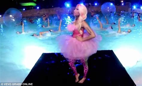 Nicki Minaj Flirts With A Gyrating Justin Bieber As The Pair Get Wet