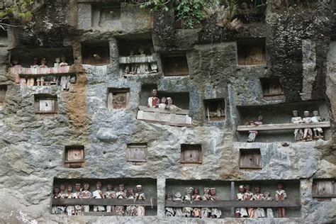 Unik Ini Dia Ritual Kematian Yang Ada Di Beberapa Daerah Di Indonesia