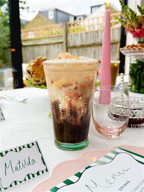 Starbucks Celebrates 25 Years Of Coffee In The UK And In The Europe