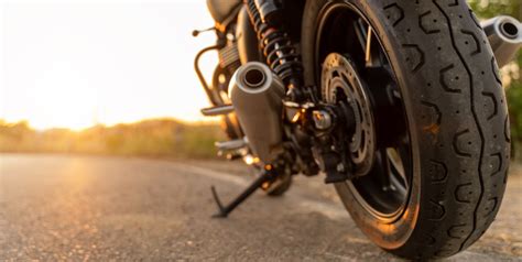 Las motos naked Qué son y cuáles son sus características Maquina