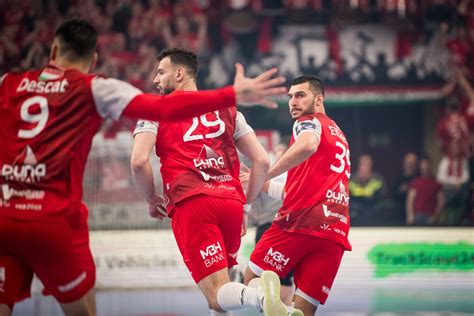 Veszprém Handball Club Telekom Veszprém SC Magdeburg 28 30