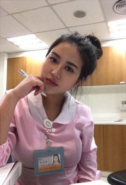Meet The Worlds Hottest Nurse 20 Pics