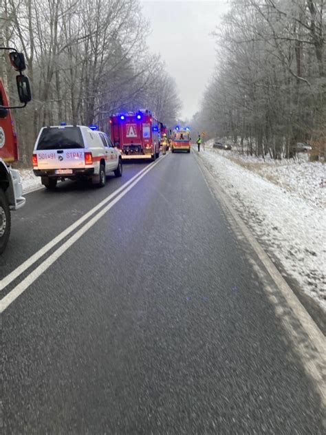 Wypadek na drodze wojewódzkiej nr 182 Międzychód Sieraków Samochód