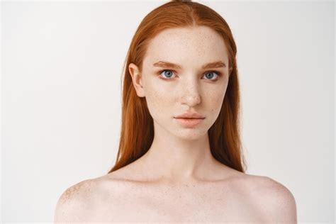 Premium Photo Closeup Of Beautiful Woman With Ginger Hair And Blue