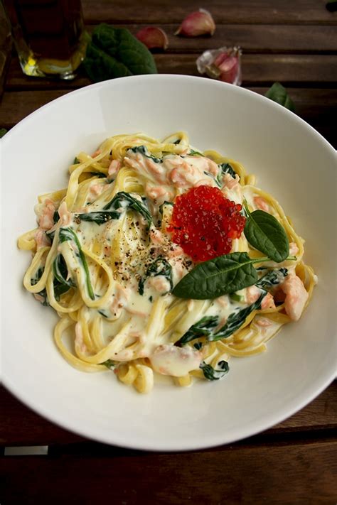 One Pot Creamy Smoked Salmon Pasta Happy Kitchen Rocks