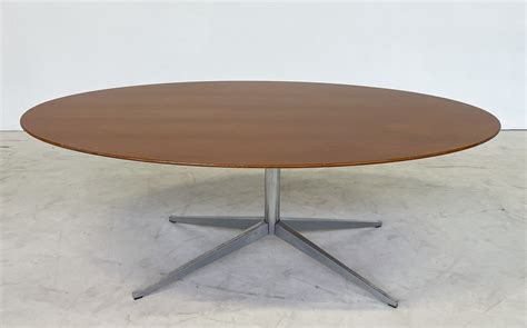 Mid Century Modern Oval Dining Table By Florence Knoll Living In