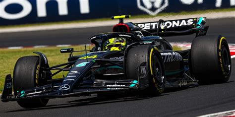 F1 Lewis Hamilton Conquista La Pole Position Del Gran Premio D