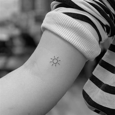 Details More Than 78 Minimalist Sun Tattoo Super Hot In Cdgdbentre