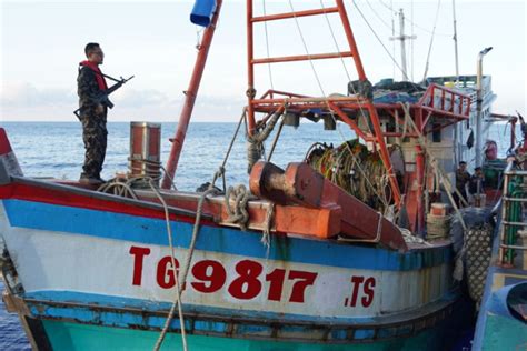 KKP Tangkap Kapal Ikan Berbendera Vietnam Di Laut Natuna ANTARA News