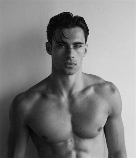 Elliot Meeten By Jospeph Sinclair Test Shoot