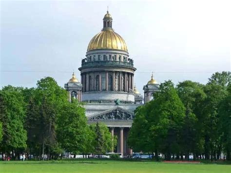 Kirchen und Klöster von Sankt Petersburg