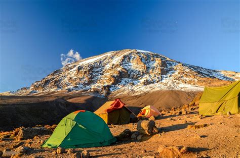 Book A Hiking Adventure To Mount Kilimanjaro