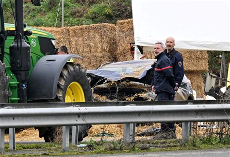 Mort d une agricultrice et de sa fille tuées sur un barrage de
