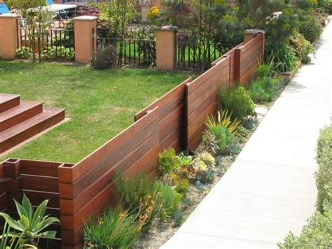 59 DIY Front Yard Privacy Fence Remodel Ideas Backyard Fences Sloped