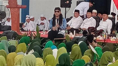 Gus Miftah Hadiri Harlah Muslimat NU Ke 78 Di Lamongan Beri Pesan Ini