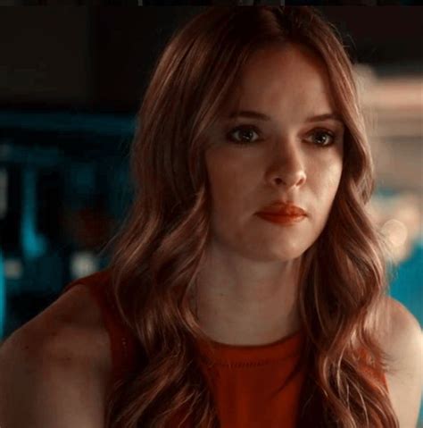 Pin By Winters Hope On Arrowverse Danielle Panabaker The Flash Supergirl