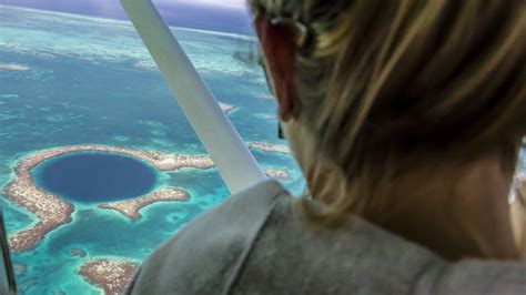 What You Need To Know About Diving Belize S Great Blue Hole Sandy