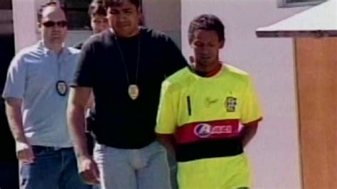 Vídeo Irmão do ex goleiro Bruno é preso por suspeita de abuso sexual