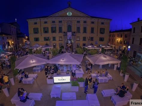 Palazzo Comunale Di Valeggio Sul Mincio To Be Seen E Bike Friendly