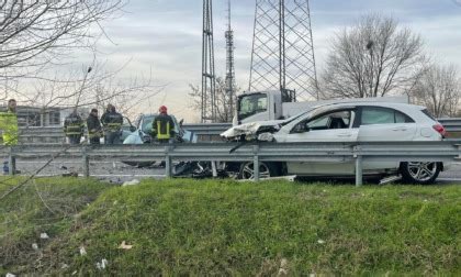 Marcallo Con Casone Dopo L Incidente Riapre La Superstrada Milano