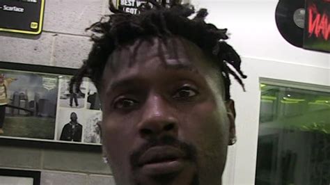Antonio Brown Exposes Himself To Woman In Dubai Pool