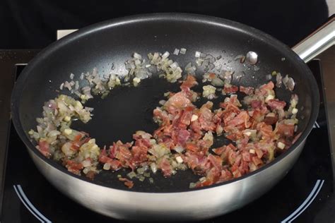 Alcachofas con jamón receta fácil y sana