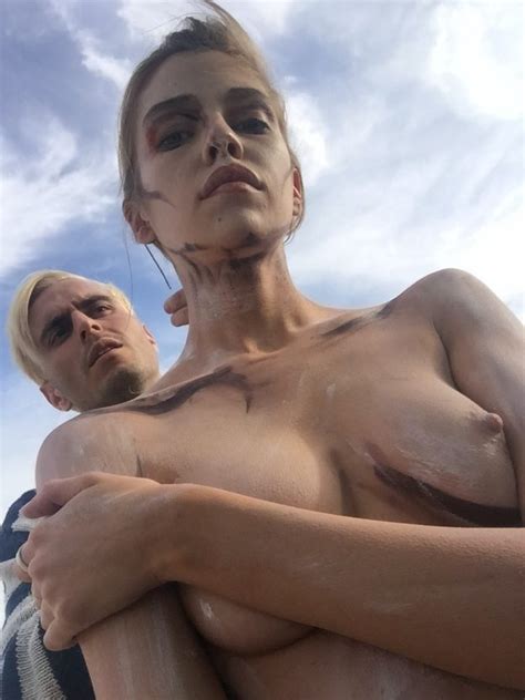 Stella Maxwell Nude Complete Leaked Collection Photos The
