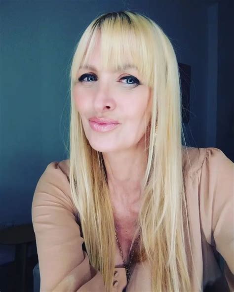 La Ex De Javier Milei Que Reaccion Al Romance Con Yuyito Gonz Lez