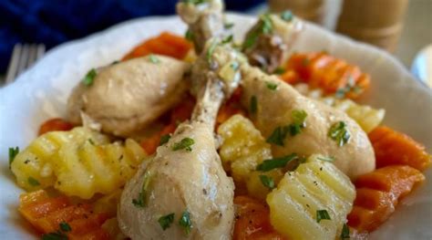 Lezzetine Doyum Olmaz Sebzeli Tavuk Haşlama Tarifi Yemek Ye