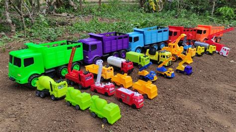 Mencari Mainan Mobil Truk Molen Cor Mobil Beko Truk Tangki Mobil Box