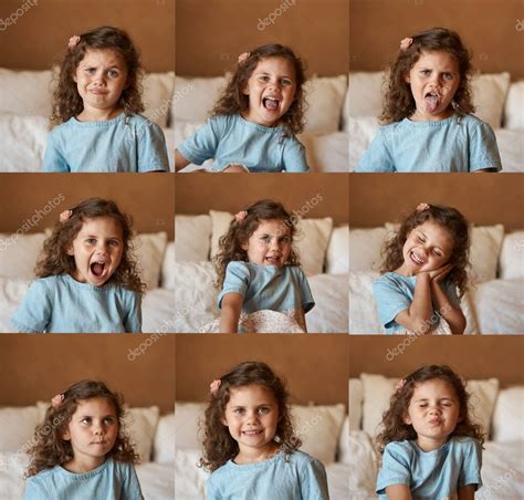 Tantas Miradas Y Expresiones Faciales Fotos De Una Adorable Niña En Casa En Su Cama Tirando De