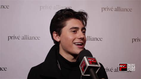 Isaak Presley Of Fuller House Says Go With Your Guts About Fashion Youtube
