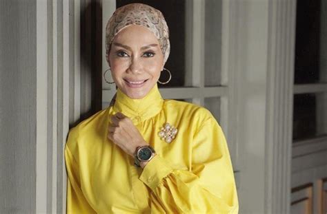 9 Artis Ini Hamil Di Usia 40 Tahunan Ada Yang Berujung Keguguran