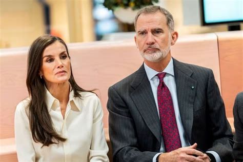 Escándalo La reina Letizia le habría sido infiel al rey Felipe VI