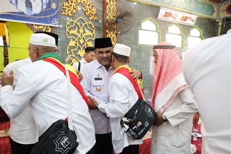 Aunur Rafiq Sambut Kepulangan Jamaah Haji Se Kabupaten Karimun Tahun