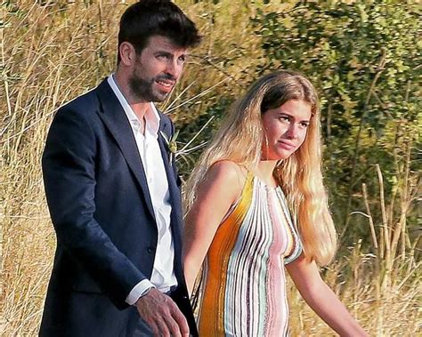 Ya no lo ocultan Piqué se olvida de los celos de Shakira y presume a