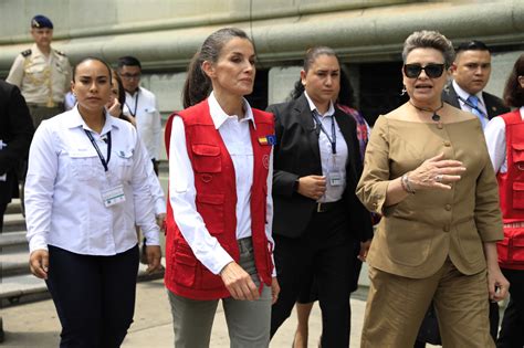 Primera dama de Guatemala y reina de España recorren calles del Centro