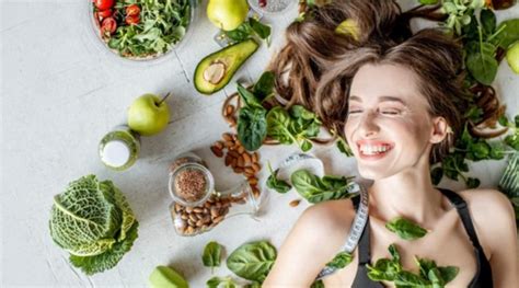 HISTORIA DEL VEGANISMO Universidad Del Deporte