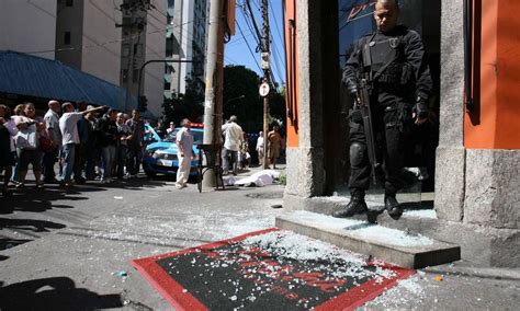 Pol Cia Investiga Circunst Ncias Da Morte De Bandido Durante Assalto A