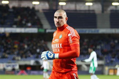 Mercato ASSE Ruffier Le Plus Grand Club Quil Peut Viser Est